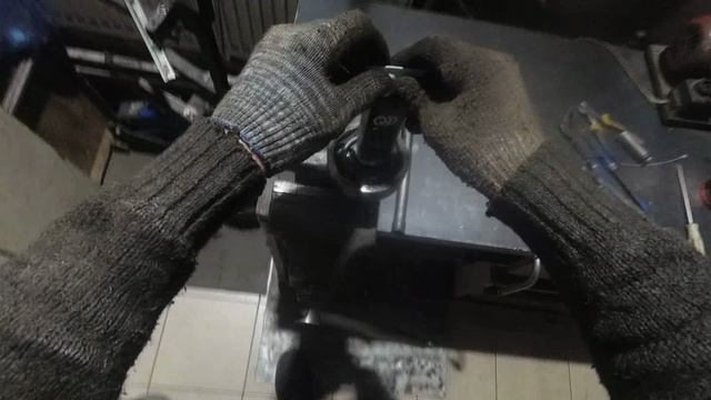 VW. Tiguan. Замена ШРУСа переднего наружного.