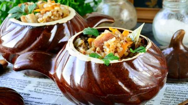 Чудо горшочек или как приготовить вкусно гречку в духовке, с мясом и грибами