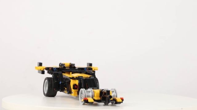 4 робота из одного конструктора Apitor Robot R