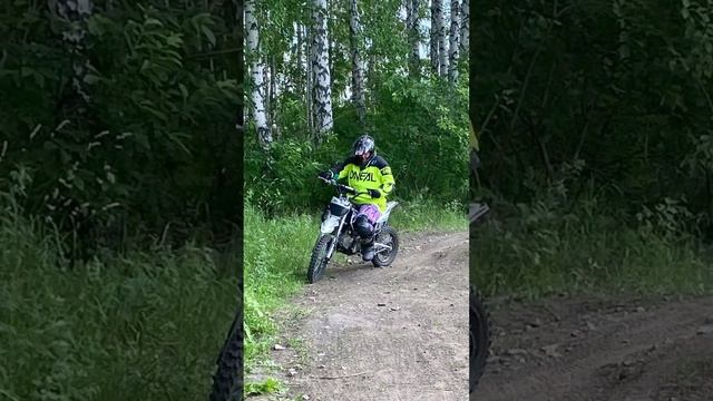 🔥 Первый раз на мотоцикле — и сразу влюбилась! 😍🏍️