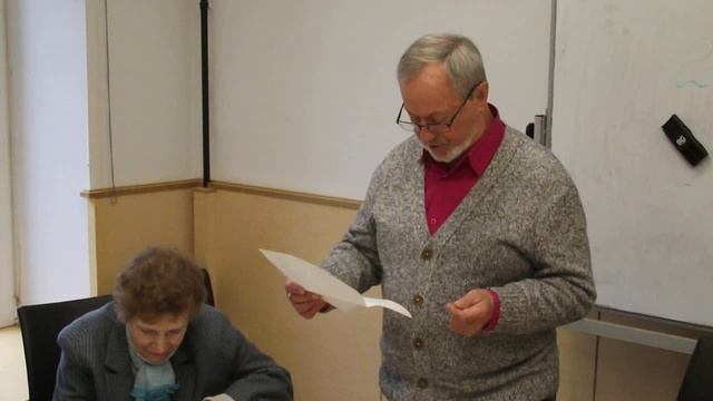 Николай Оболонский исполняет свои стихотворения