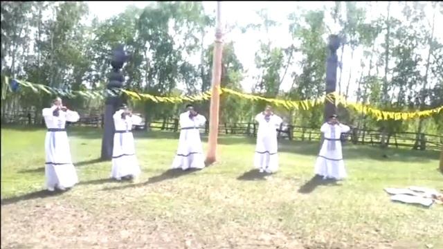 “Ай - тыас” хомусчуттар бөлөхтөрө, Чэриктэй нэhилиэгэ.