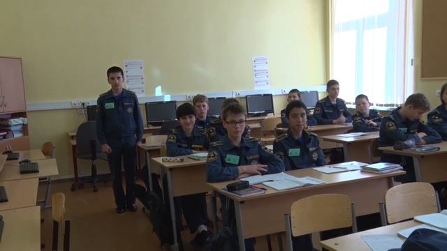 ГБОУ СОШ 1631 - Кадеты поздравляют ракетчиков в/ч 95855