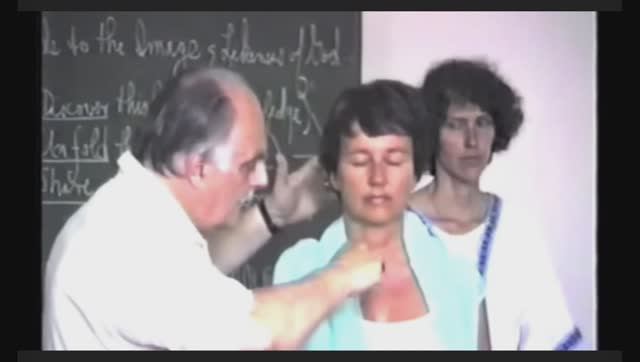 Вогель обучает работе с кристаллом