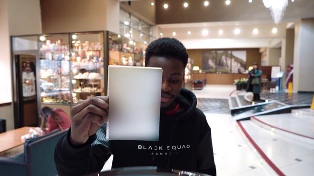 Промобот для отеля