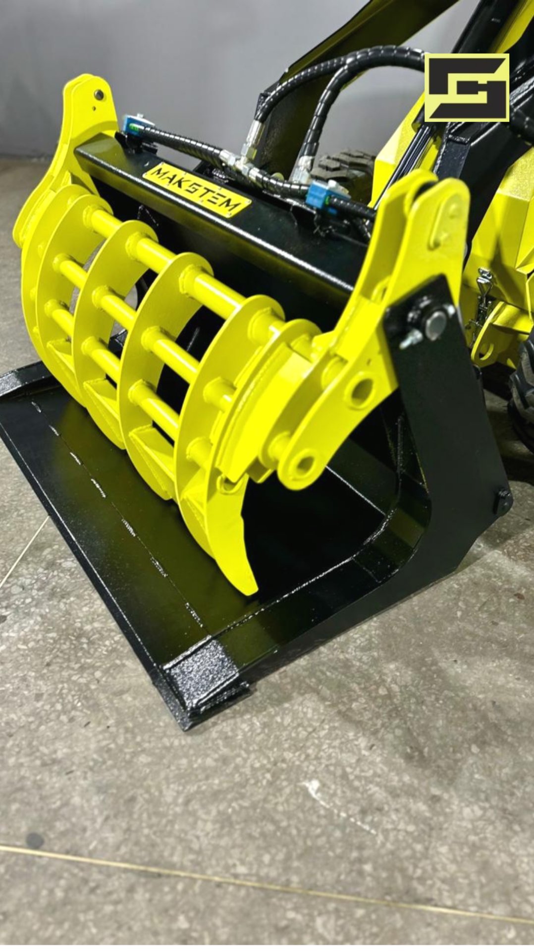 Ковш с захватом ❯ Гидрозахват ❯ Отправка ❯ Доставка ❯ Груз ❯ Партнёр ❯ Логистика ❯Мини-Погрузчи