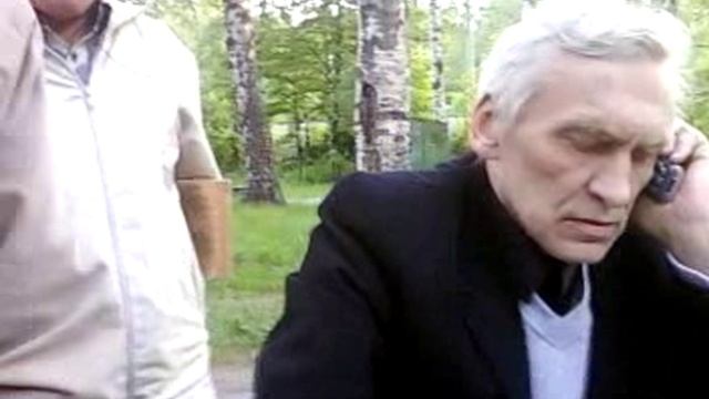 Медведев в парке-3