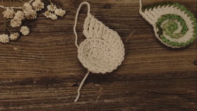 Спираль крючком из разновысоких столбиков влево