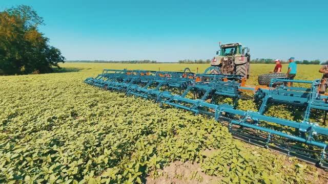 ДЕМО ПОКАЗ  блочно-модульного культиватора КБП-12 “ORLAN”  Успенский район, Краснодарский край.