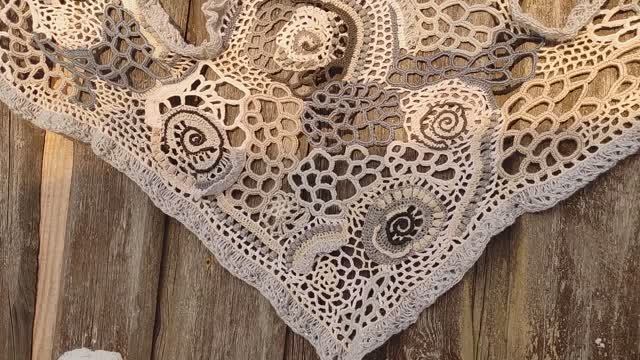 Шаль крючком или жилет фриформ