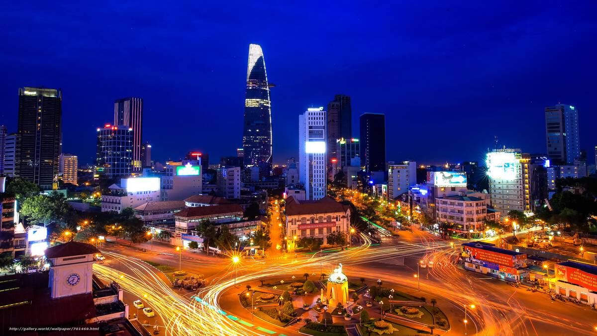 Мы в Хошимине (Сайгон), Вьетнам, 2017 год, автомобильное движение в центре города #вьетнам #хошимин