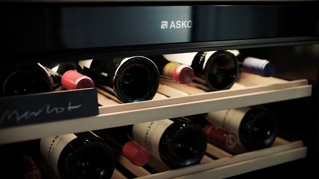 Трехзонный климатический шкаф для вина Asko