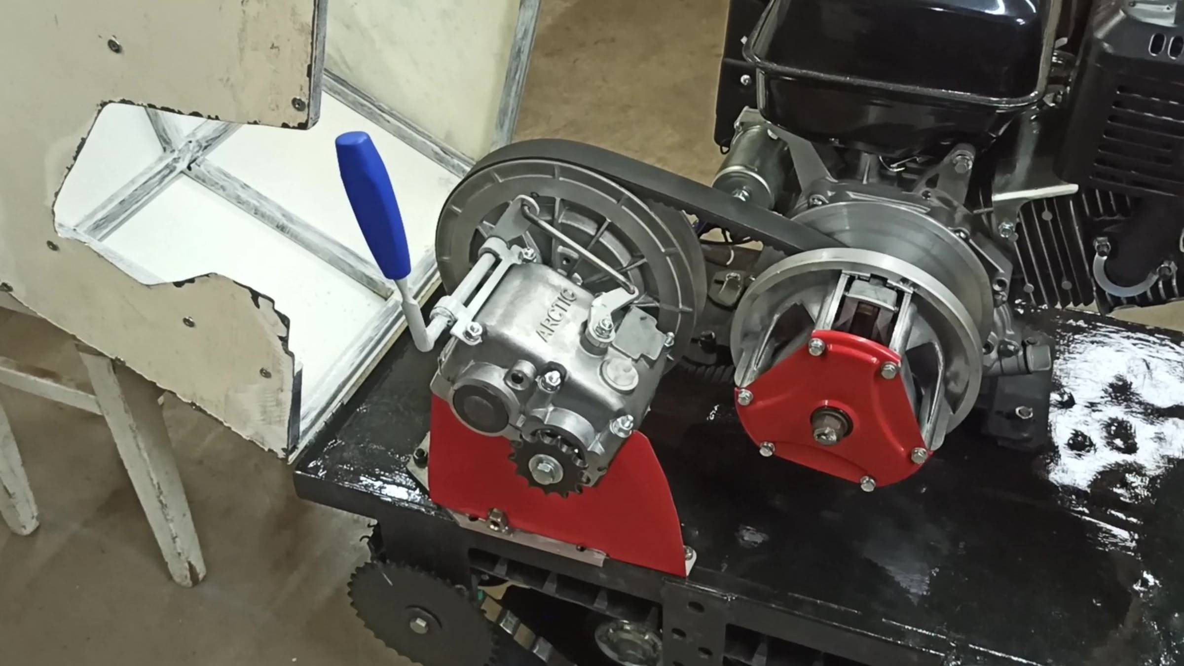 Делаю механизм переключения реверса на своем мото-толкаче