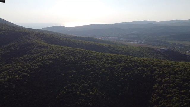 Попытка полета на коптере в сторону заповедника Утриш. Как всегда с видами на ЖК Холидей Хаус Сукко