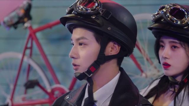 Любовь под полной луной 1 сезон 8 серия