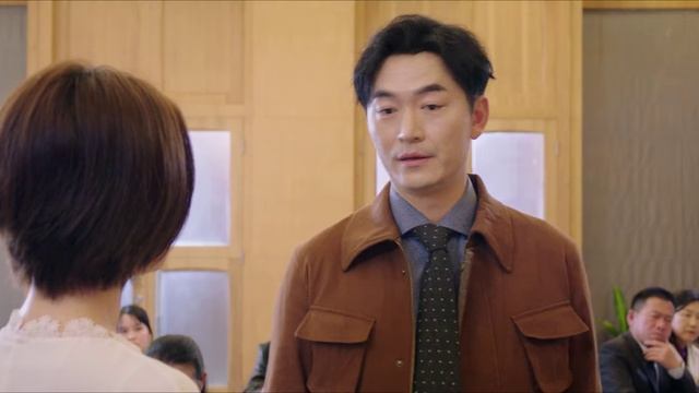 Любовь под полной луной 1 сезон 3 серия