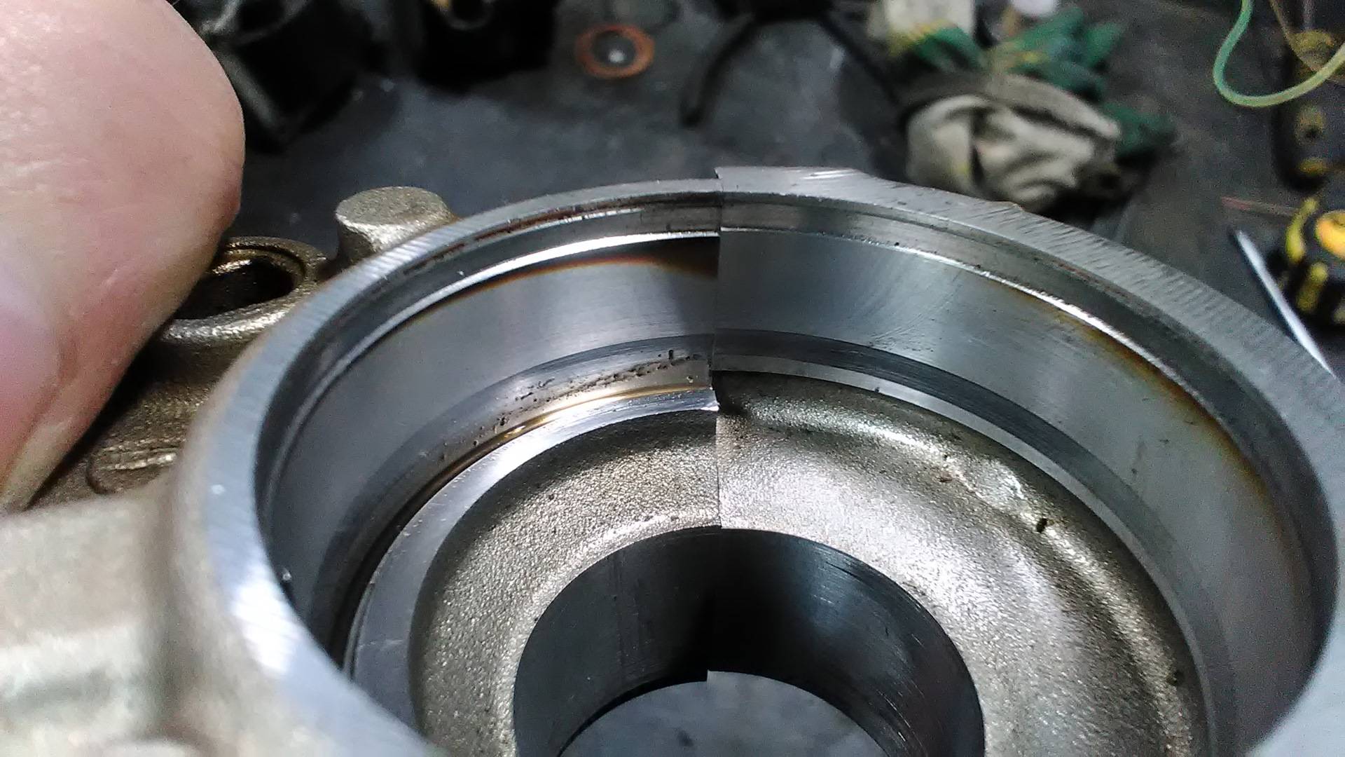 Ошибка, которая может привести к замене ГБЦ в двигателе EP6