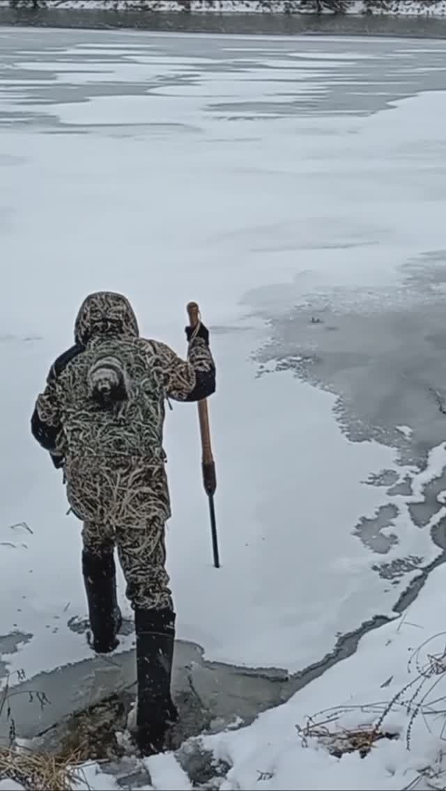 ПЕРВЫЙ ЛЁД ВСЕ ТРЕЩИТ!!!