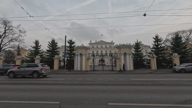 Садовая улица