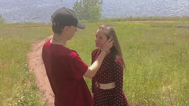 " Я ухожу сказал мальчишка и сквозь грусть " Военные песни.