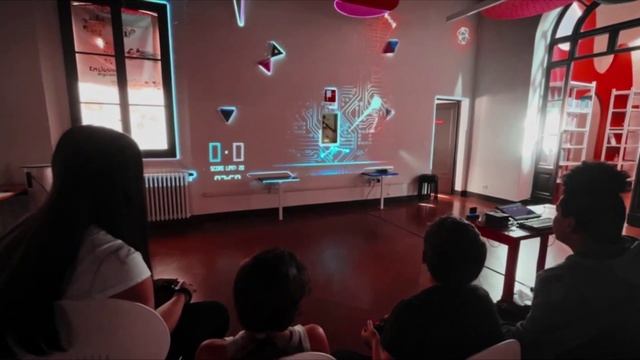 Проектируемая маппинг-система ARGAMECAST для игр и проекционного дизайна. Видеообзор.