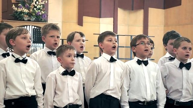 АХИ им.В.С.Попова, Последний звонок, поздравление выпускников от учеников 1-2 классов (1), 2014г.