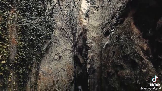 f5d4852c0b2d375208f342e01b8c855e.mp4