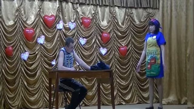 кому шубу в подарок а кому носки с трусами