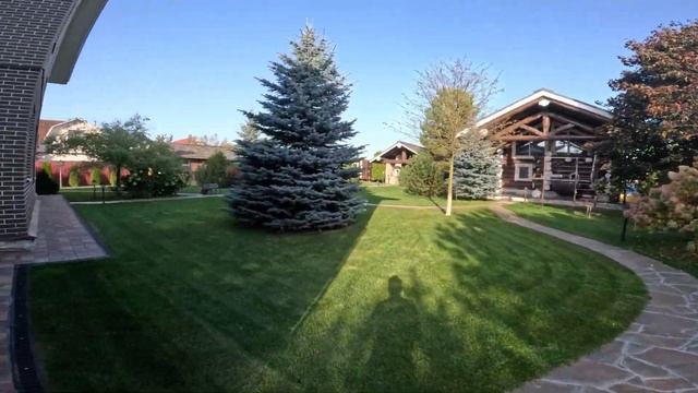 Комплексное благоустройство участка  Мощение BRAER, озеленение, посадка растений