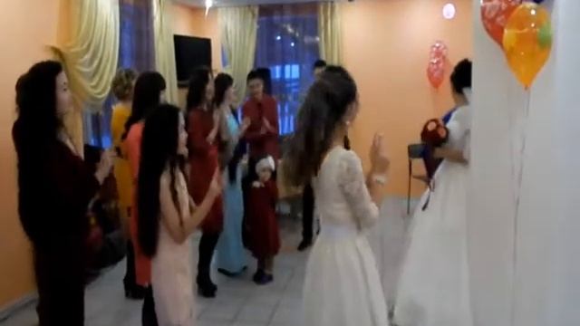 флешмоб молодым