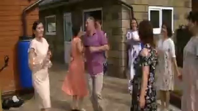 Мимо танцующих так просто не пройдешь