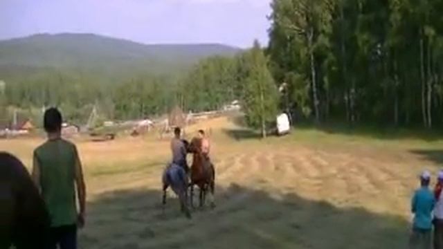 Борьба верхом на лошадях -  весь снятый материал
