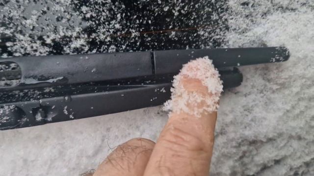 Honda cr-v  замена щётки стеклоочистителя