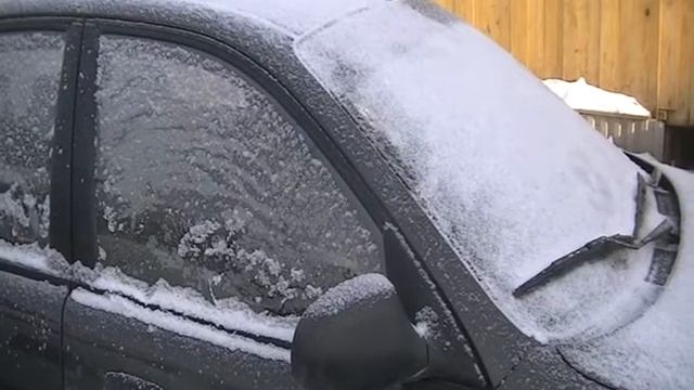 автомагнитола сама запускается,что за фокус