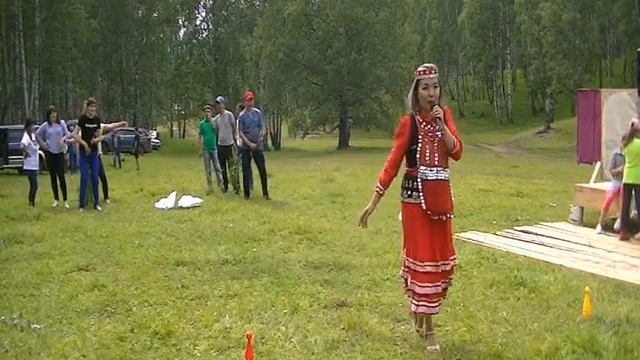 Скачки  на Празднике Мухаметдиновых - Шәжәрә