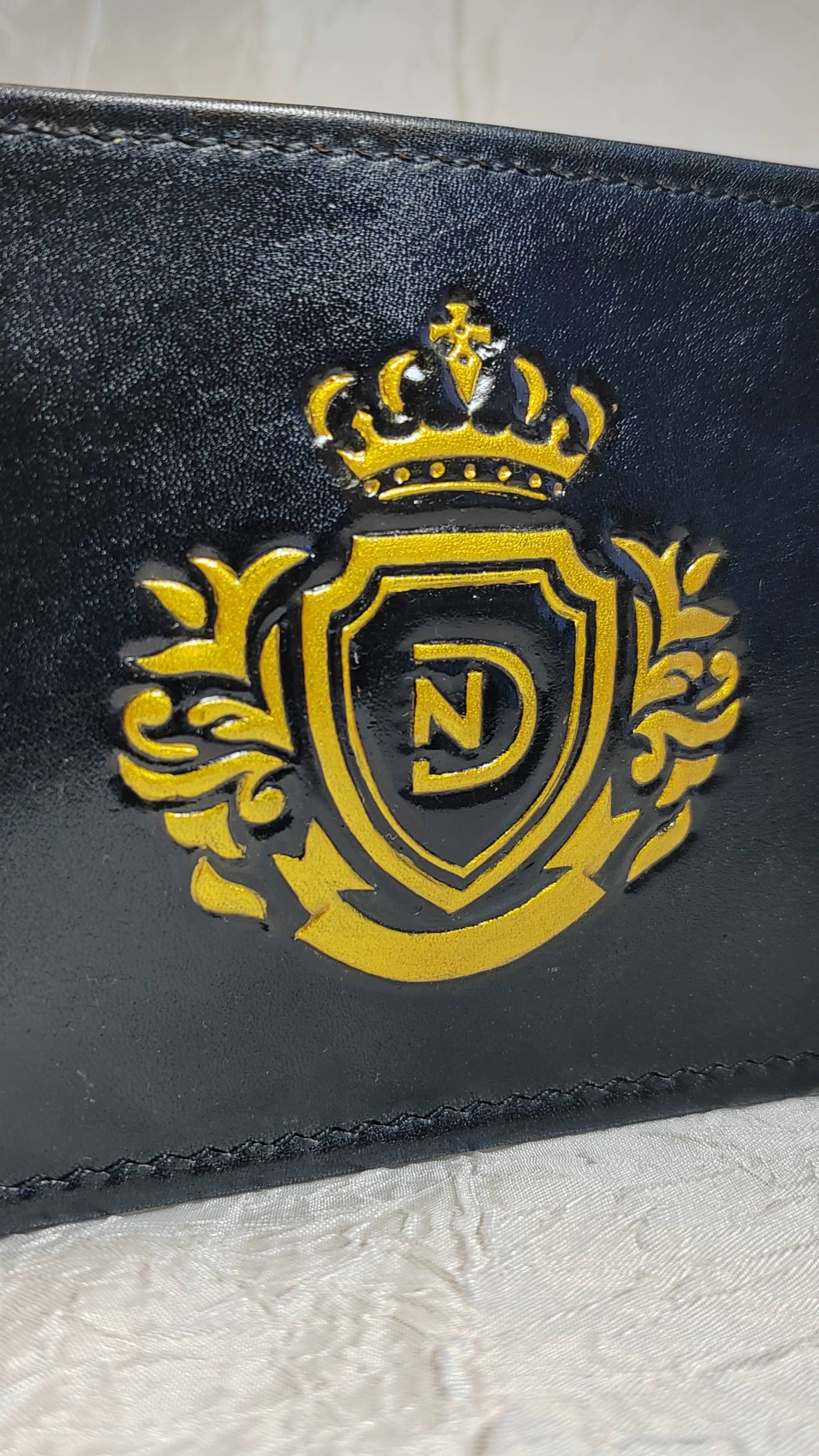 Кошелёк мужской. Изделия из кожи. СКСтиль. Видео обзор: кошелёк мужской логотипом ND.