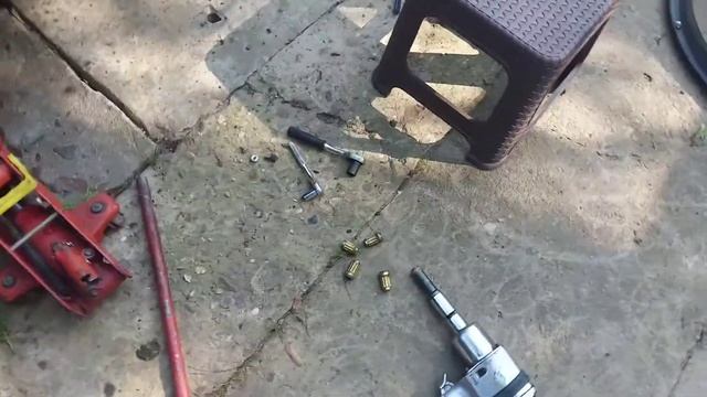 Honda cr-v 3 2008 год устанавливаем задний подкрылки /локеры/