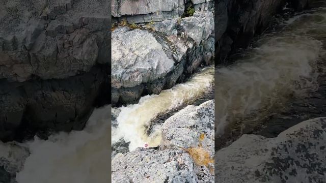 Север-2023. п-ов Рыбачий, водопад на р. Зубовка