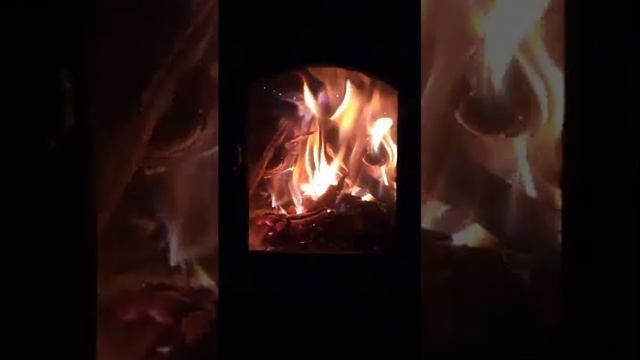 Огонь. Пламя в печи.