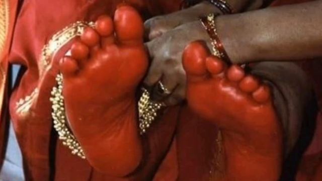 1992-0723 Работа Шри Матаджи над чакрами Биджа мантры. Медитация на чакры.