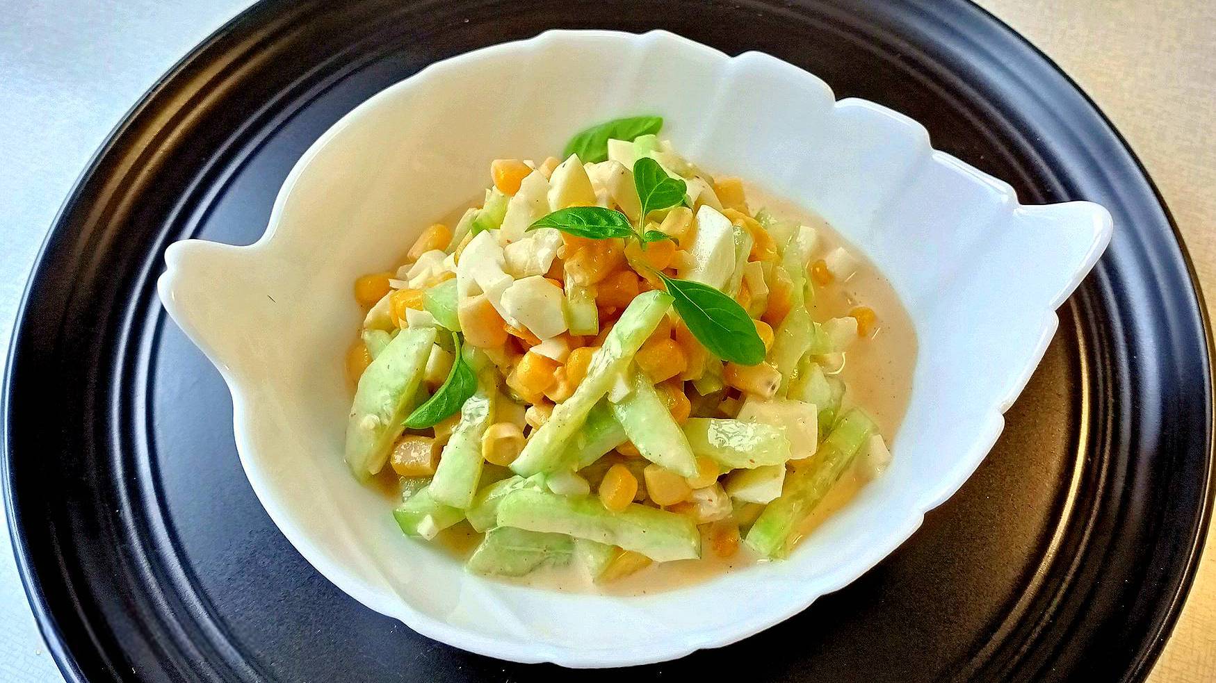 Новый кукурузный салат С огурцом Это просто приготовить