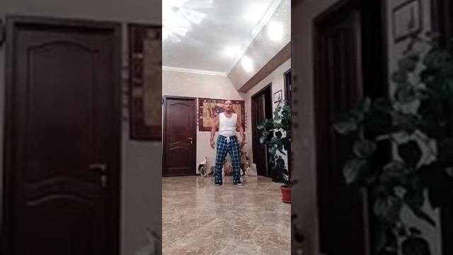 Комплекс упражнений цигун  Восемь отрезков парчи  от Евгения Парамонова