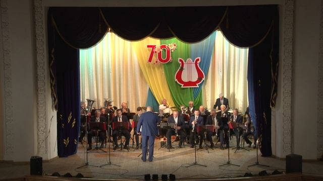 Народный танец. Из к/ф «Человек-амфибия». А. Петров