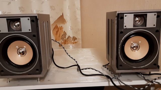 Тест колонок магнитолы AIWA C30.