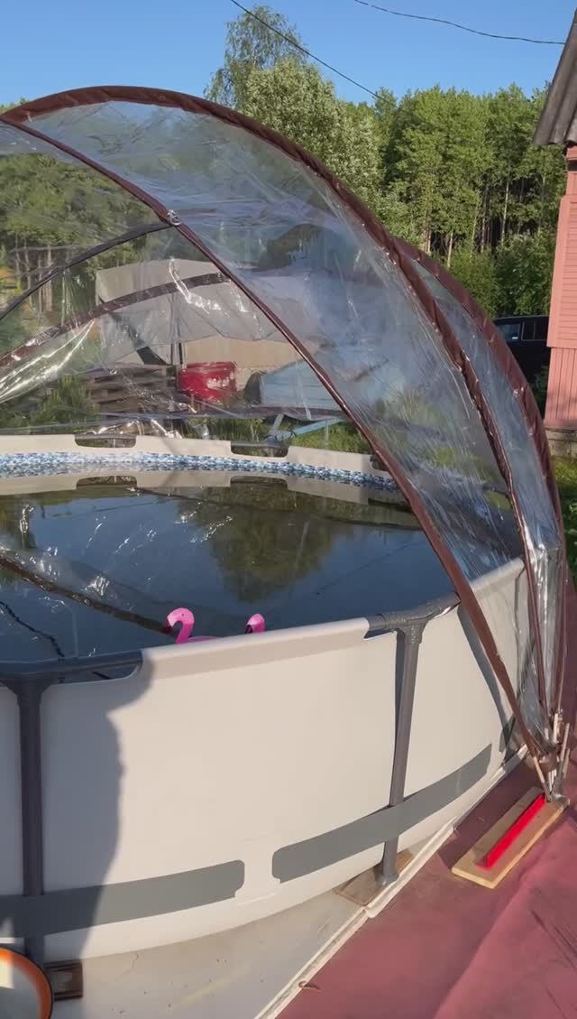 Сборка купола для бассейна.