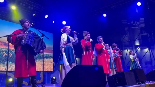 «МЫ РУССКИЕ, С НАМИ БОГ!» | В. СОРОКИН & ТЕАТР ПЕСНИ «ЯР» #казаки #казачийансамбль