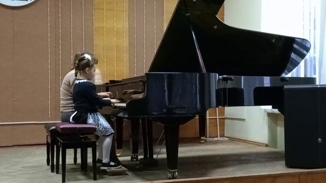 2 Фатеева Лиза Зайчик