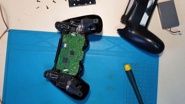 ps4 неисправный контроллер заряда