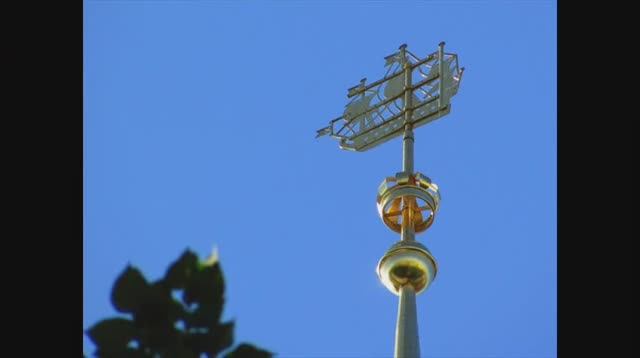 "Ах, кораблик золотой..."