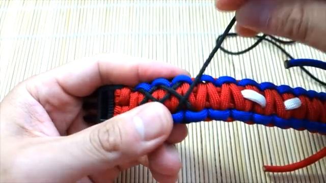 How to Make the Ultimate Spiderman Cobra Knot Paracord Bracelet Tutorial_270p_360p